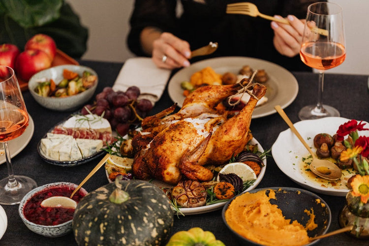 How to Host an Epic Cubtastic Thanksgiving – Camior’s Den